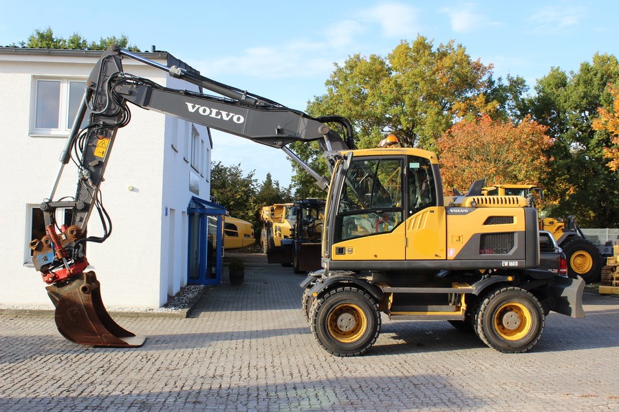 Mobilbagger - Podlasly Baumaschinen